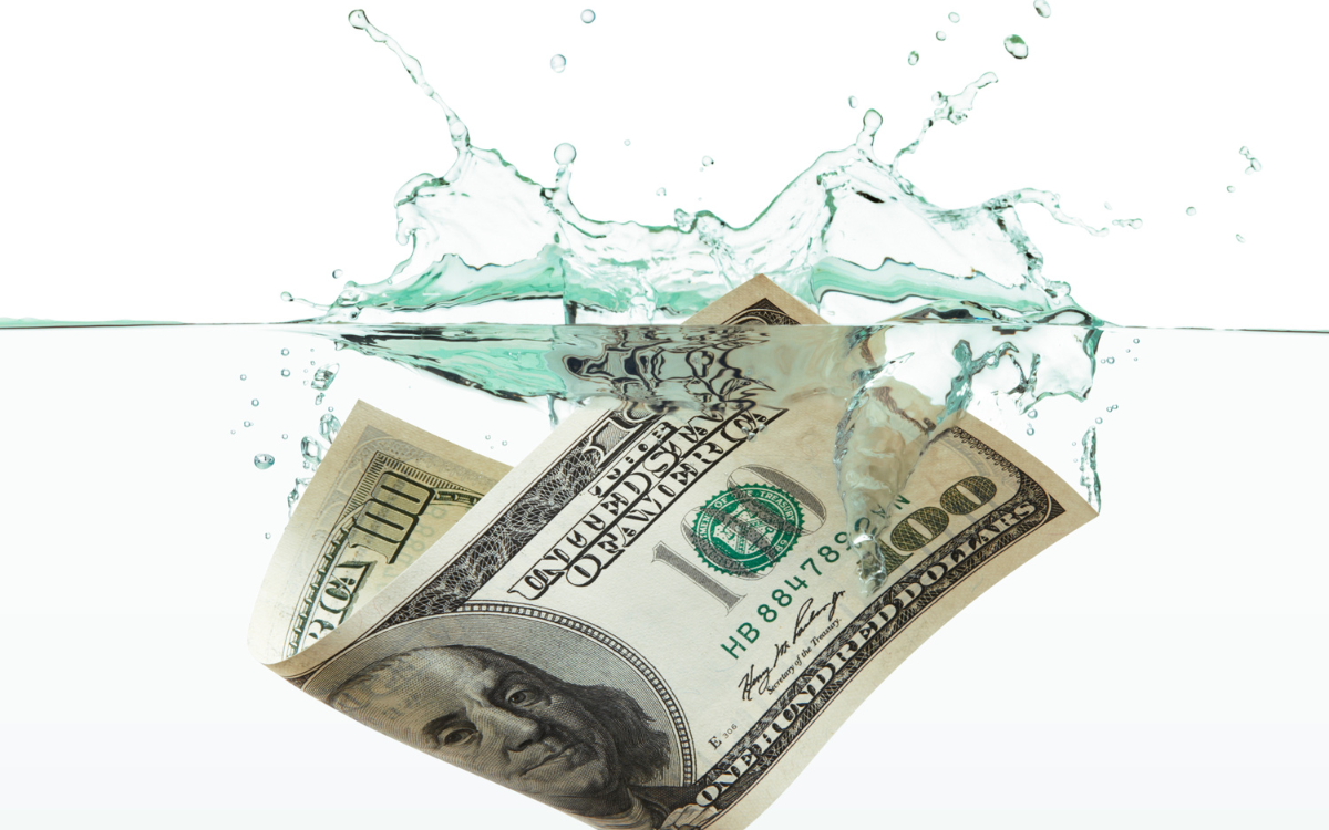 How the Sunk Cost Fallacy Is Affecting Your Buying Decisions - Go Solutions